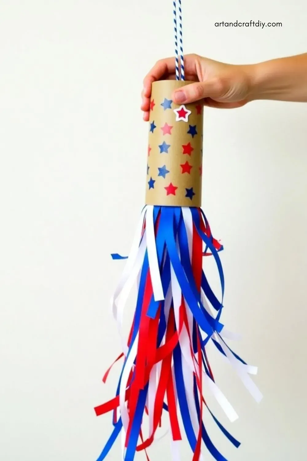 Festive and Fun Red White and Blue Crafts for Kids - DIY Art and Crafts ...